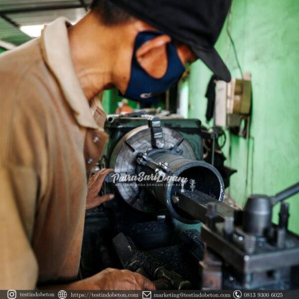 Pembuatan Bekisting atau Cetakan Beton dengan Teknik Bubut - Testindobeton